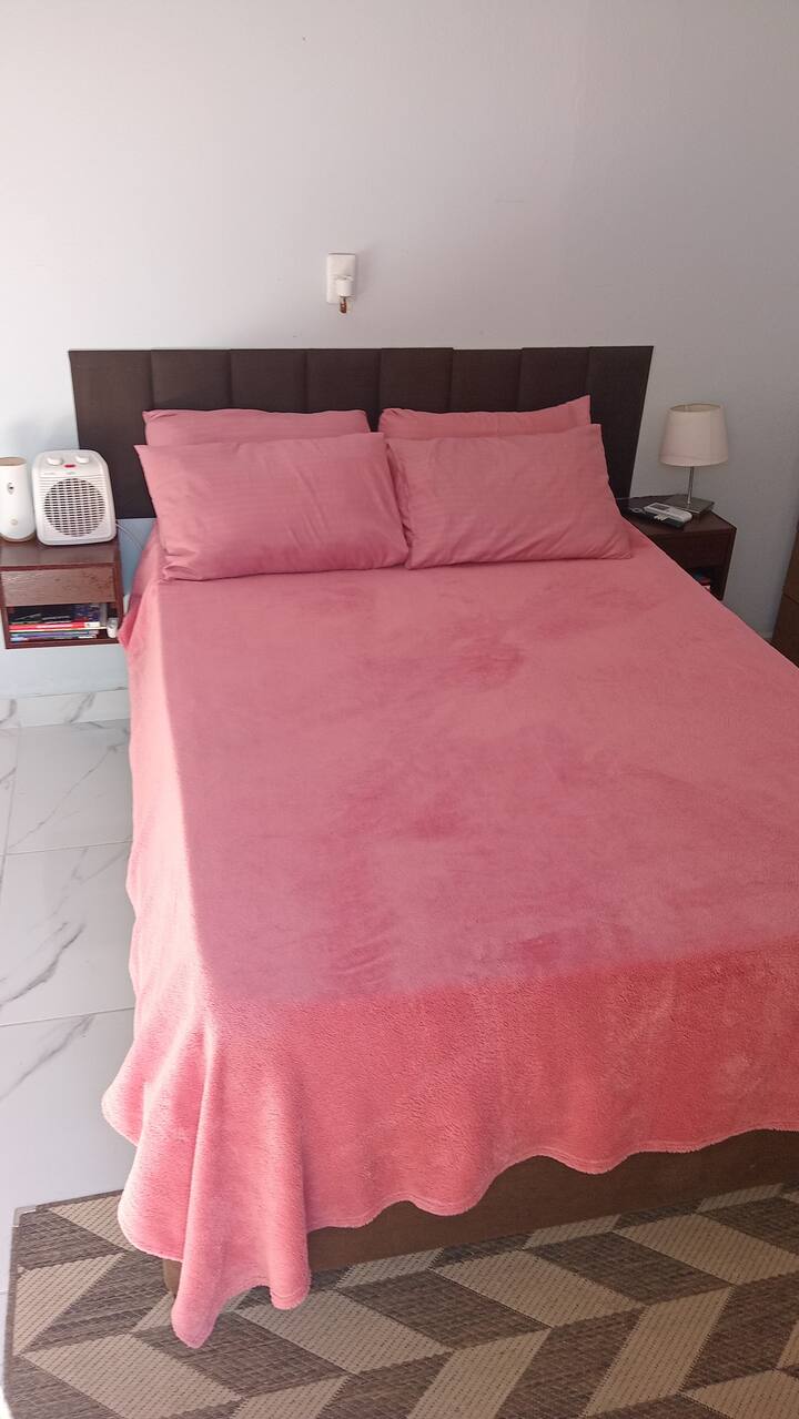 Microcasa Simples E Confortável - Caraguatatuba