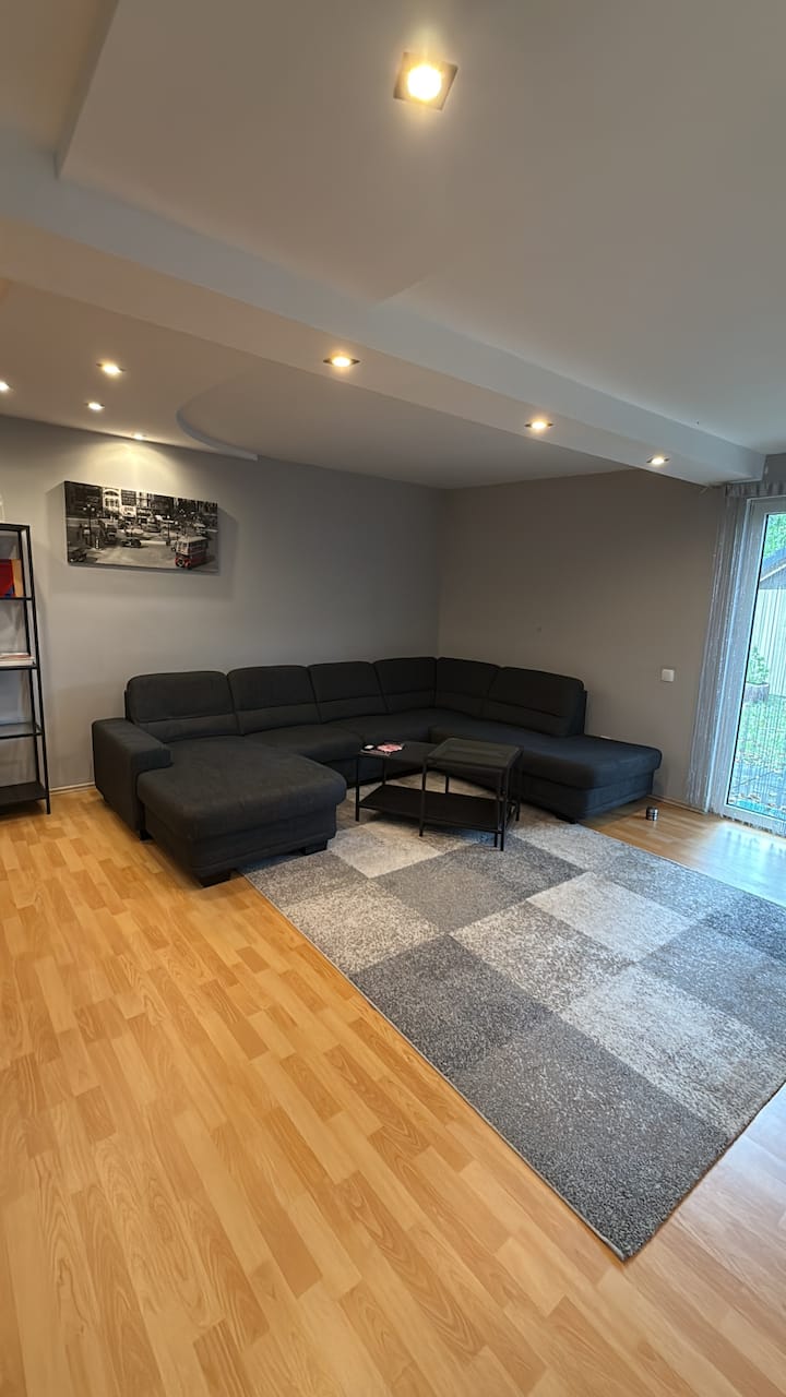 Geräumiges Apartment In Messenähe - Duisburg