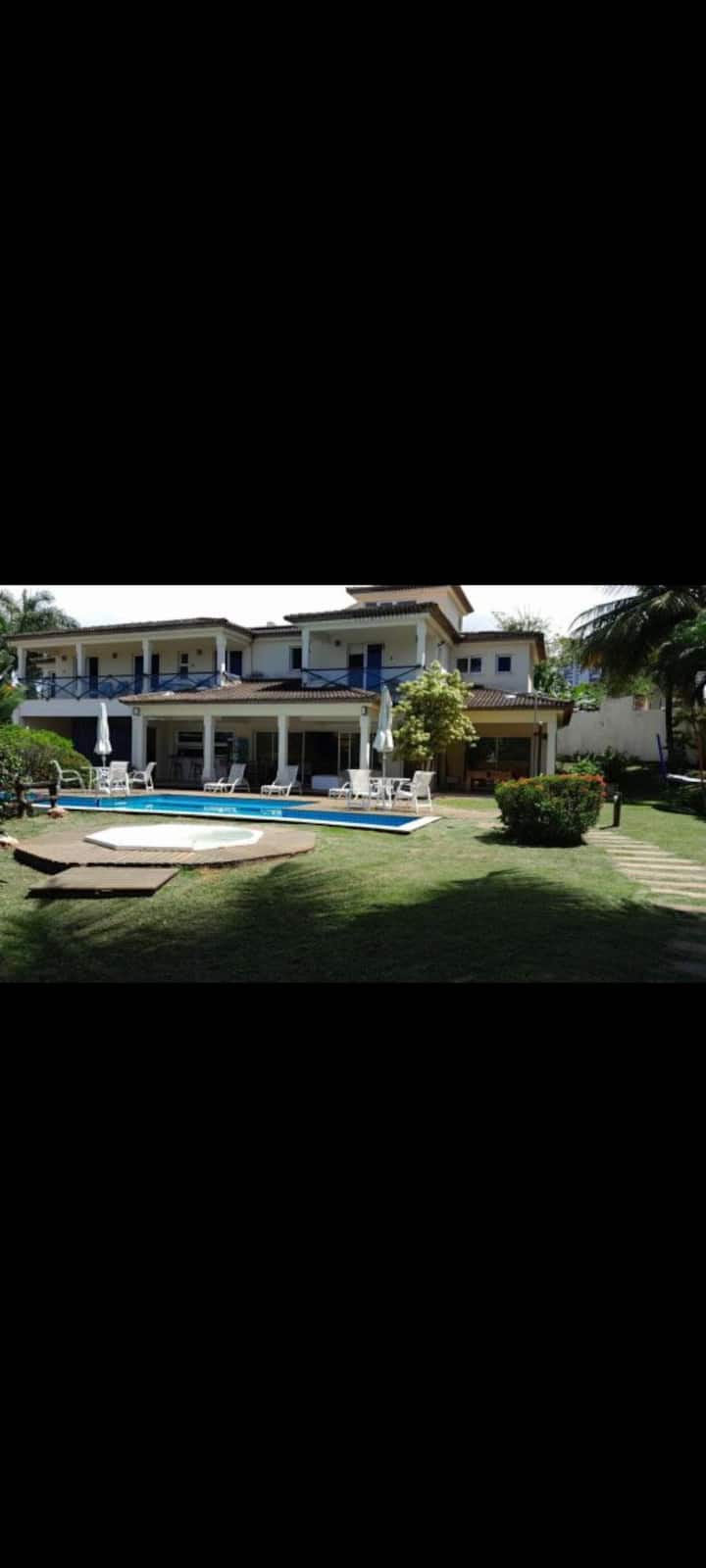 Mansão 6/4 Com Banheiro Salvador - Salvador