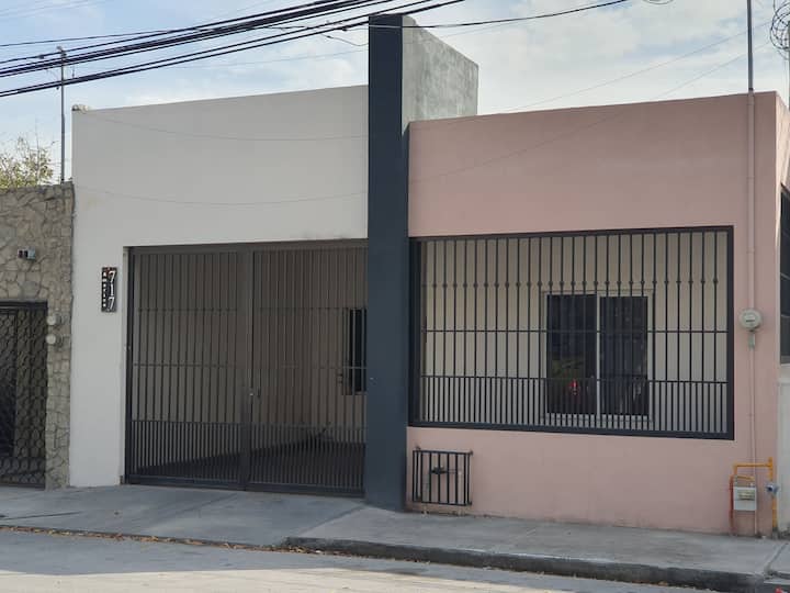 Residencia Familiar En Zona Centro - Monterrey