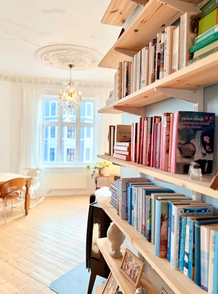 Lys Koselig Leilighet Midt På Løkka I Rolig Gate! - Oslo