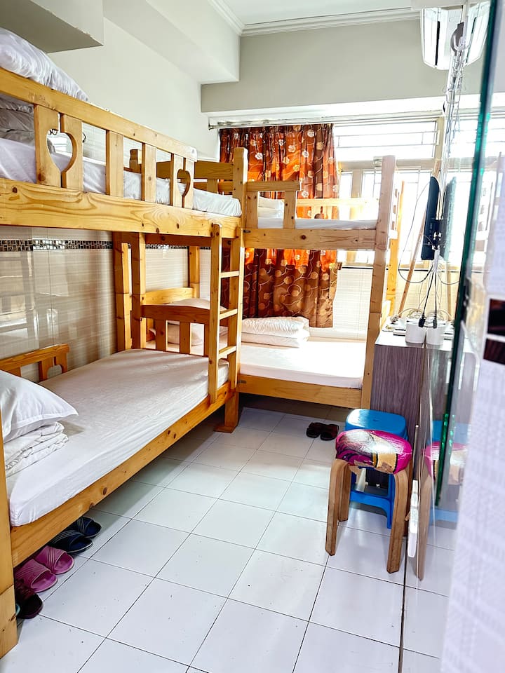 超時空家庭組 - Hong Kong