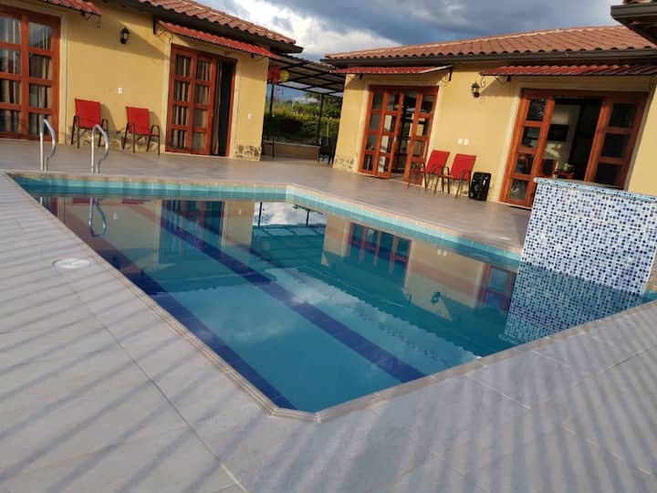 Finca Vacacional - Armenia