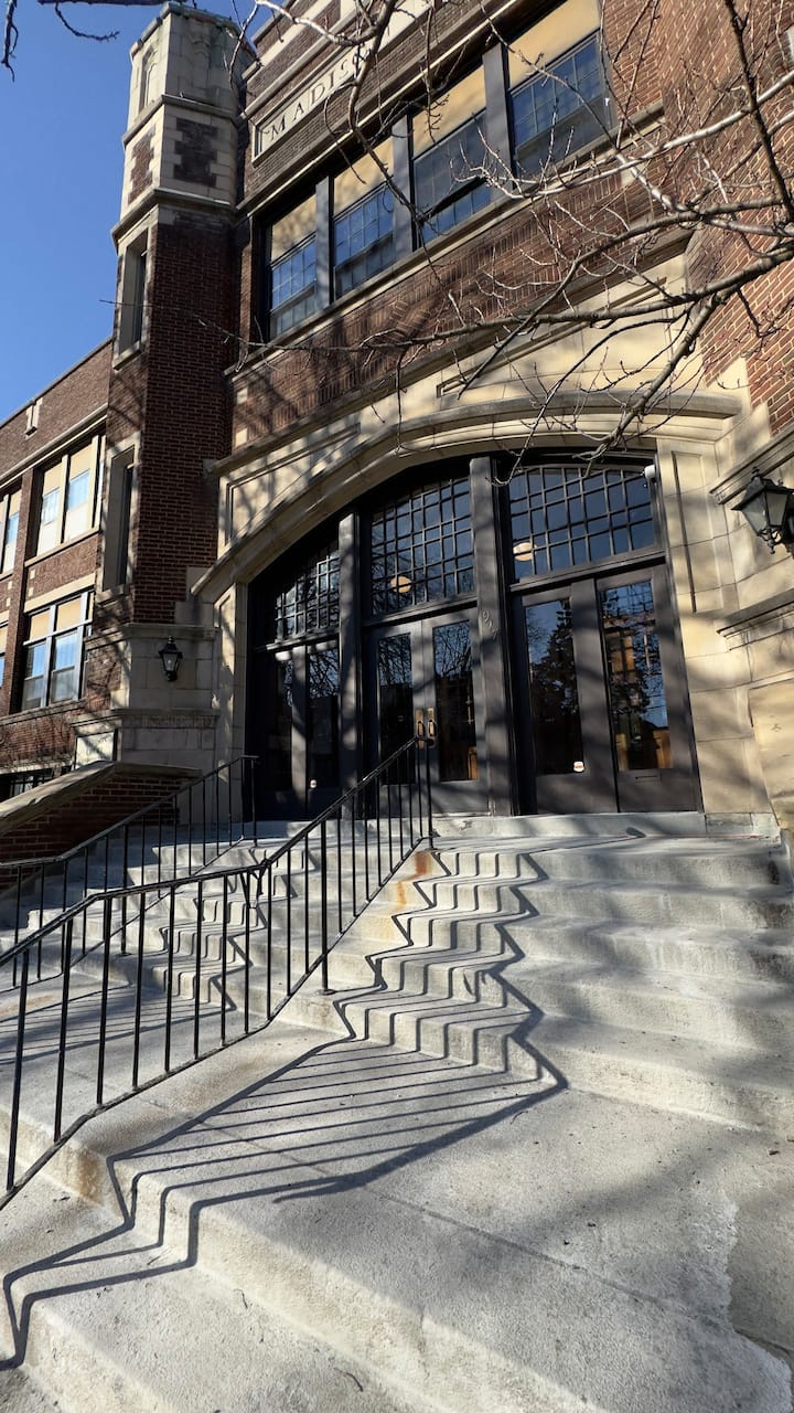 3br Apartment—10 Min Walk To Syracuse University! - Syracuse