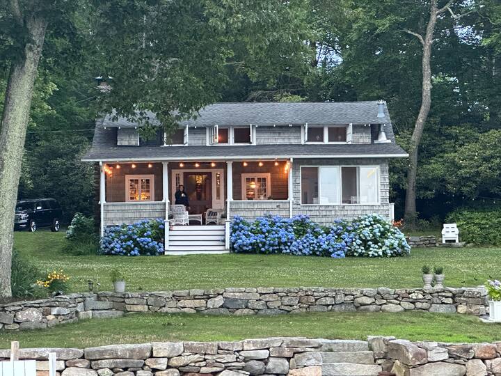 Charming Private Bantam Lake Cottage - Litchfield, CT