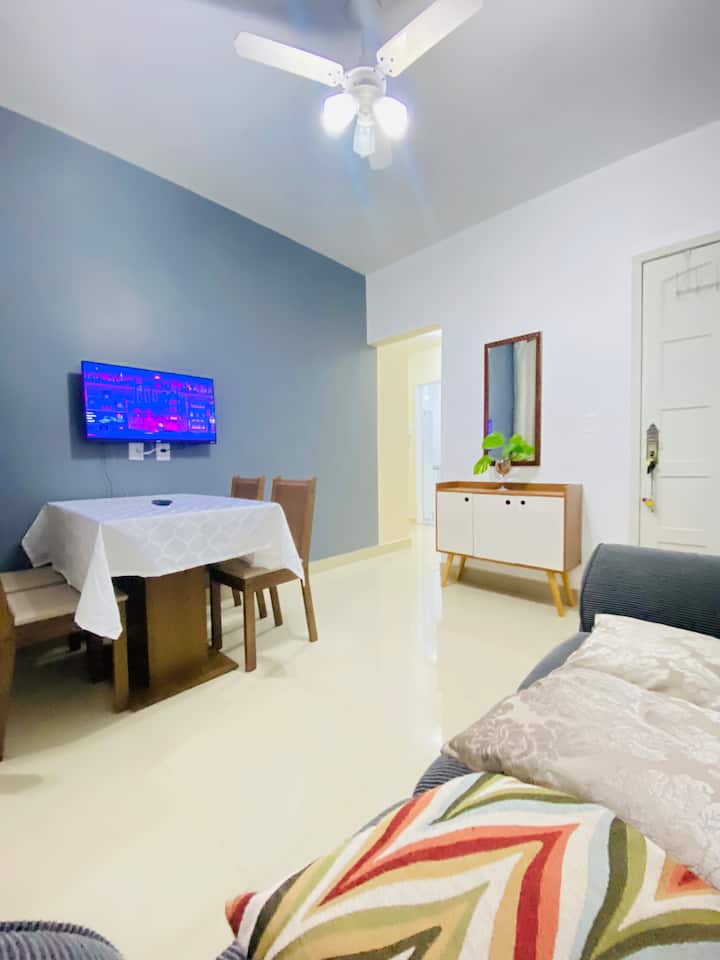 Apartamento Praia Do Forte Com 1 Vaga De Garagem! - Cabo Frio