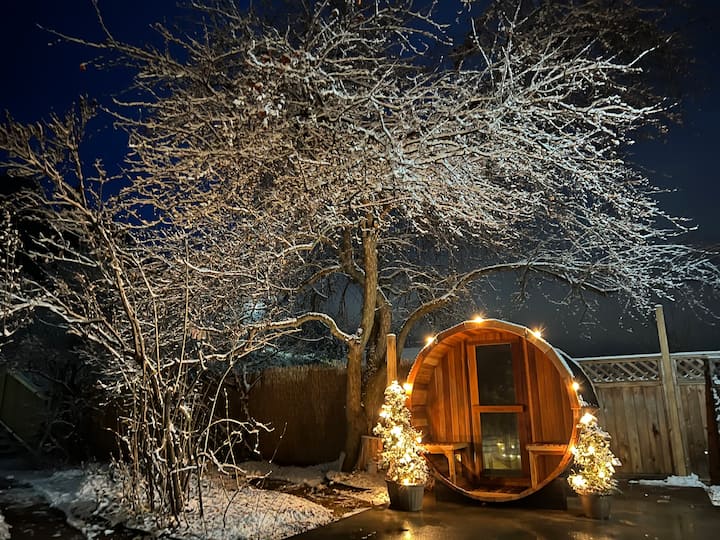 Kamloops King Suite, Sauna- 45 Min To Sun Peaks - Kamloops