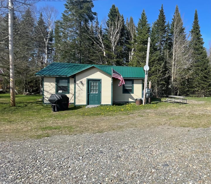 Small, Cozy Family Cabin #12 - Lake Francis, NH