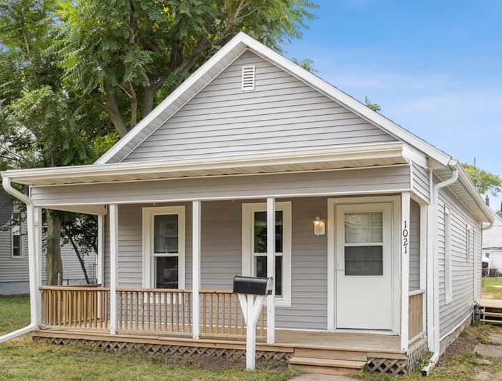 Coffee House - Cedar Rapids, IA