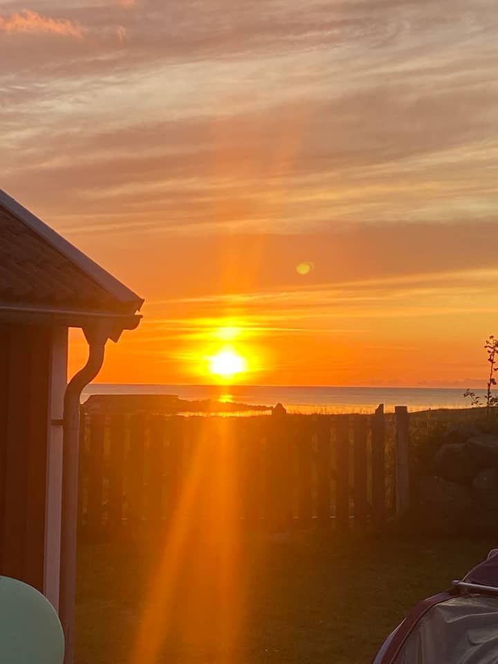 Mysig Havsnära Stuga - Varberg