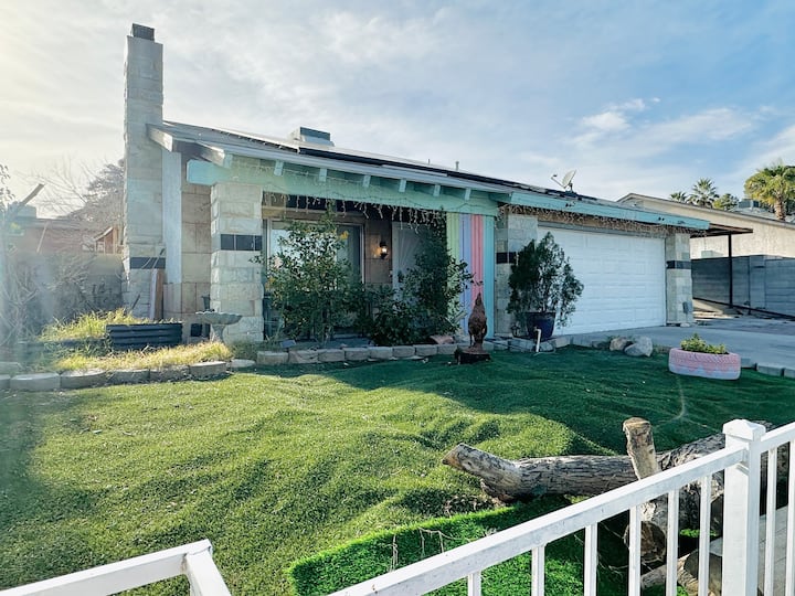 Vegas Serenity Villa4-bedrooms Near The Strip Shop - Las Vegas, NV