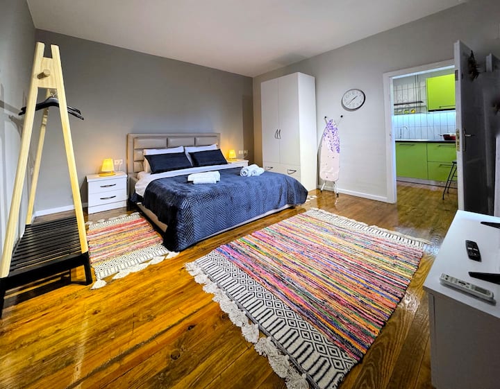 Downtown Whispers Studio - Tirana