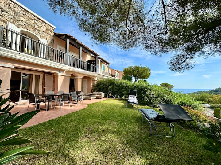 Spacieuse Maison Vue Mer à Cap Esterel Pour 8 - Agay
