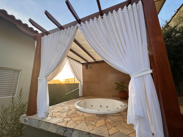 Refúgio E Jacuzzi• Aconchego Em ÁGuas De São Pedro - Águas de São Pedro
