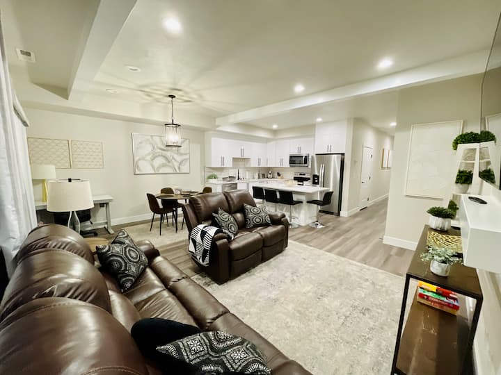 Cozy Home On The Hill - Spokane, WA