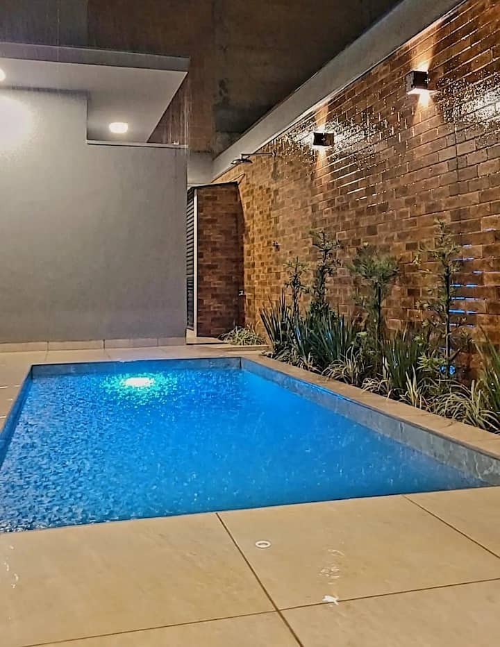 Casa Temporada Em Olimpia Com Piscina
Leão Dejudá - Olímpia