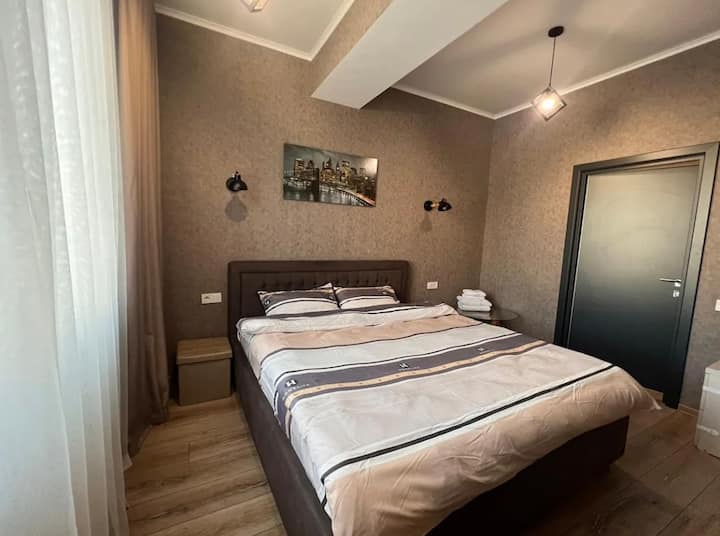 Starostenco 3br Premium Suite /Very Central /Quite - Kisinov