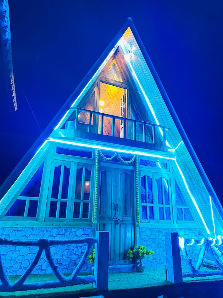 Misha - The Pine Villagestay - Sikkim