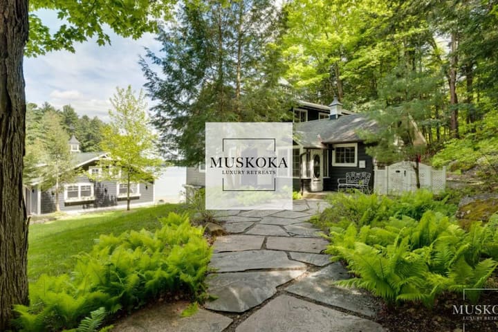 Family Cottage On Lake Rosseau - Muskoka District Municipality