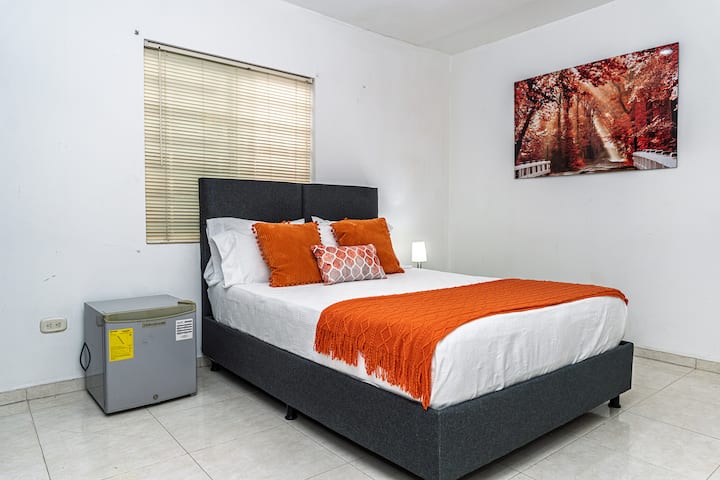 Independent, Central, Quiet With Bathroom. - Acacías