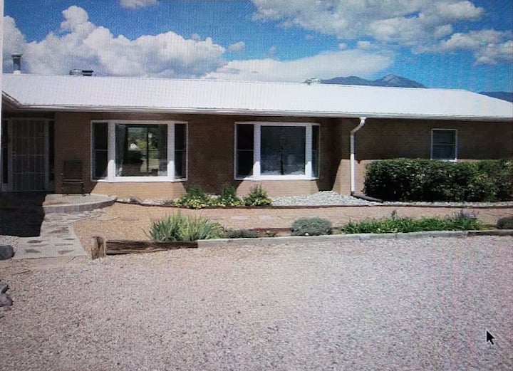 Large House 20 Miles From Tsv - Taos, NM