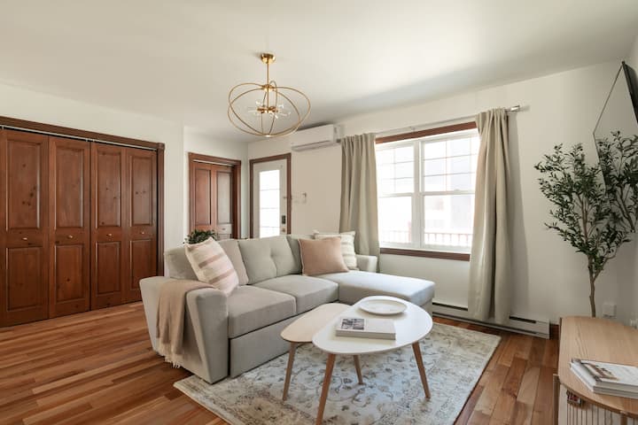 The Small Townhouse  Downtown - Trois-Rivières