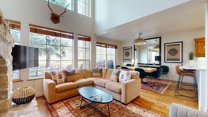 Central Park 26- Luxury Tri-level In Great Area - Sun Valley, ID