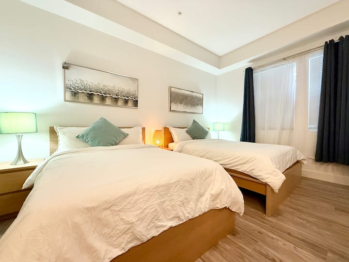 Studio With Two Beds In Oc - Irvine, CA