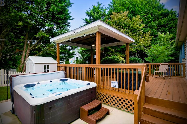 Perfect Rehoboth Beach Getaway With Hot Tub - Lewes, DE