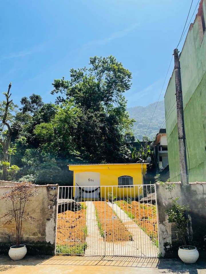 Casa Com Quintal Em Muriqui - Mangaratiba