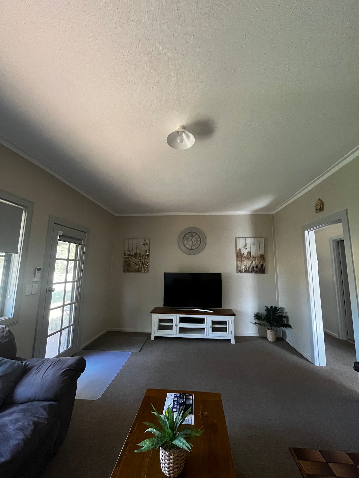Spring Valley Cottage - Houses for Rent in Parkes, New South Wales ...