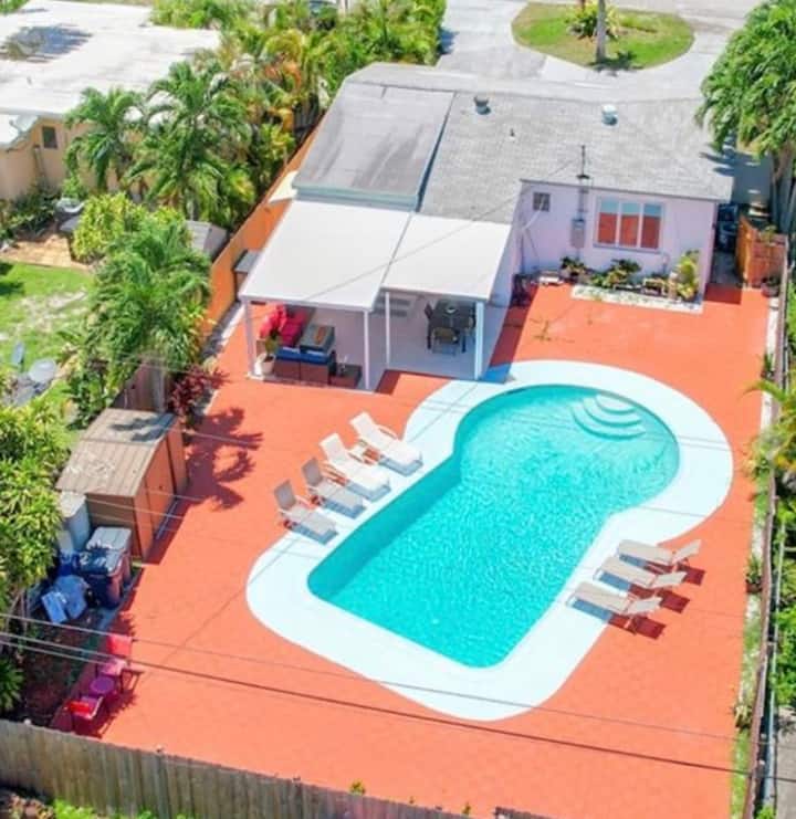 Cozy Private Home - Dania Beach, FL