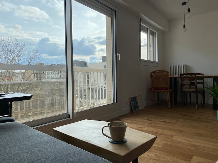 Modern Studio With Balcony - ibis Paris Gare de Lyon Reuilly