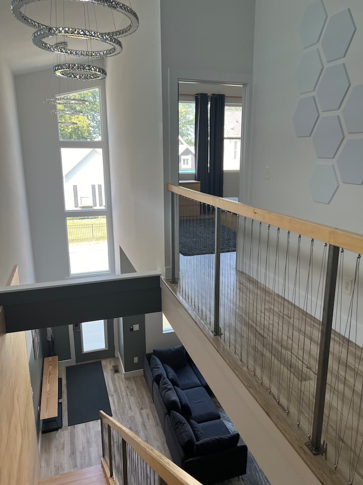 A Nice House - Indianapolis, IN