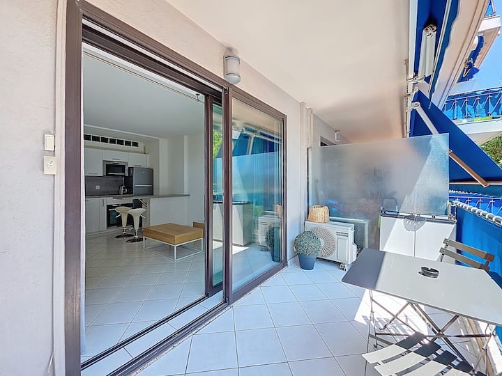 Studio Avec Terrasse Au Cœur De Juan Les Pins - Antibes