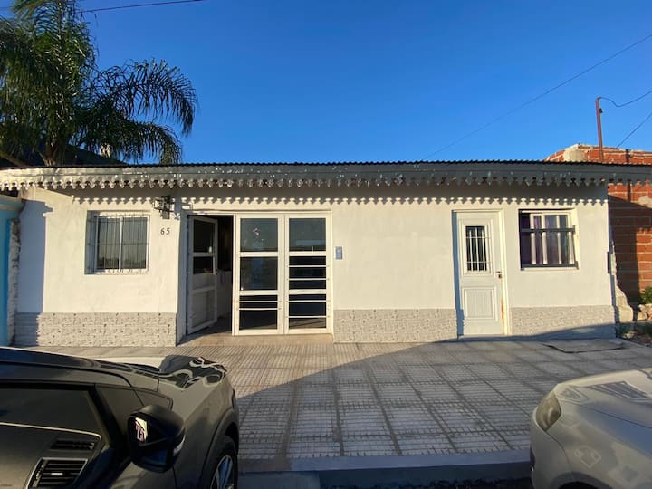 Casa Muy Amplia Para Turistas. - Gualeguaychú