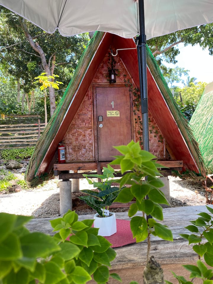Tiny House 3 - Beachfront (2 Pax) - Oslob