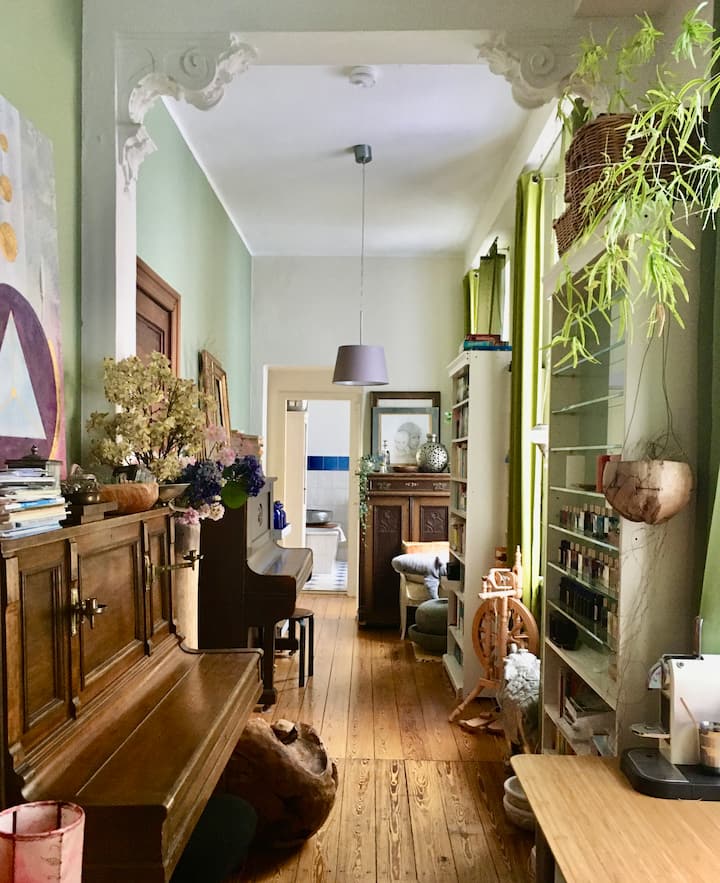 Bright 'Altbau' Flat In Central Rostock - Rostock