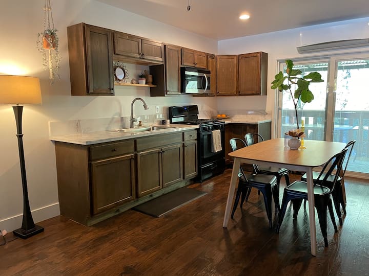 2 Bedroom Hideaway With Backyard - Oroville, CA