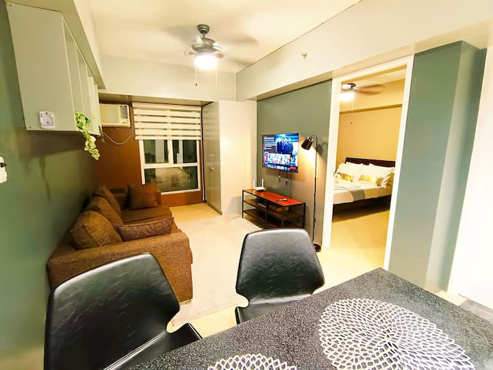 Avida Riala It Park 1br Unit 400mbps Internet - Cebu City