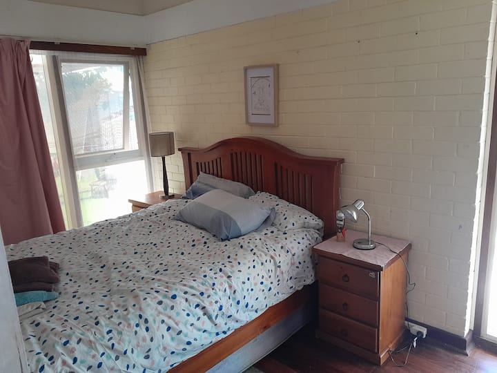 Peaceful Retreat By The Beach - Claremont