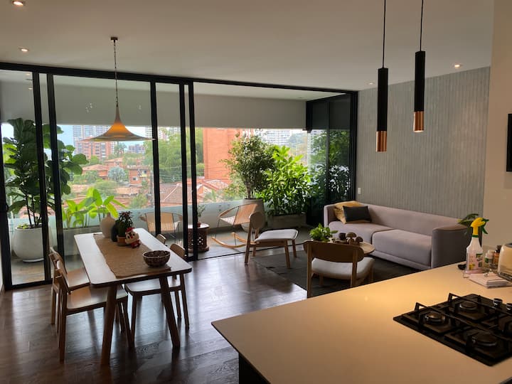 Poblado Cozy Modern Apartament - Medellín