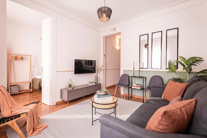 Appart Groupes: 8 Ch. Et 4 Sdb L'eixample 16 Pers! - Barcelona