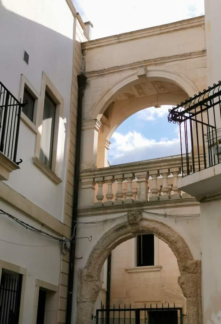 Affresco - Centro Storico Lecce - Lecce