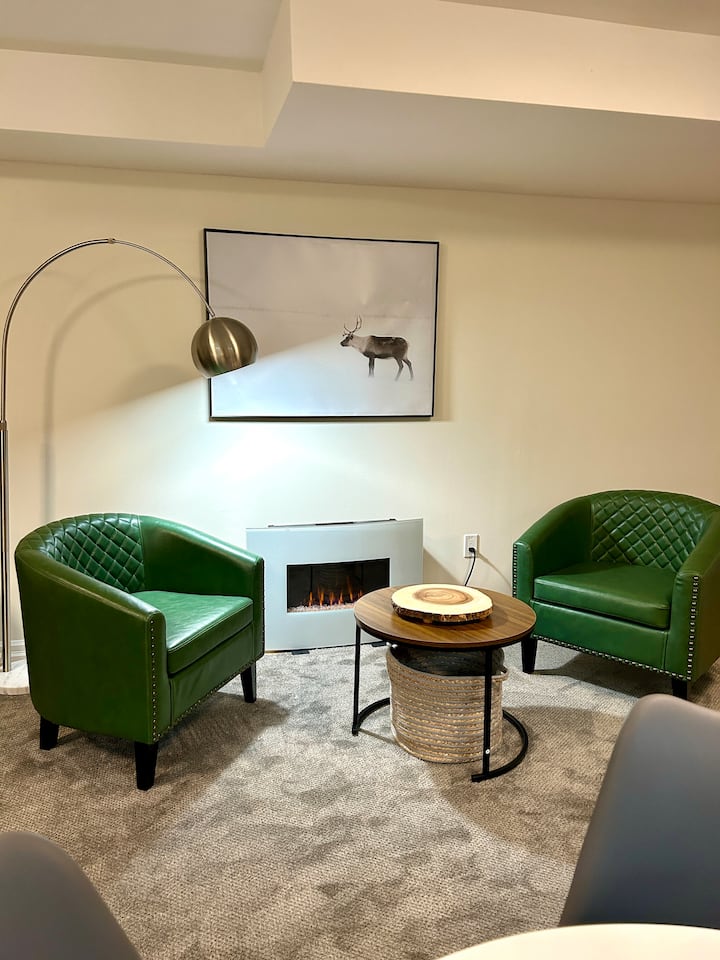Welcoming Basement Studio *Pine Nest Lodge* - 256