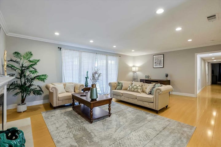 Inviting 3br Gem W/ Private Fenced Yard E#41420 - Santa Clara, CA