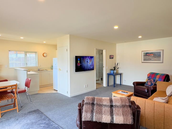 Retro Charm Close To Queenstown Airport - Queenstown