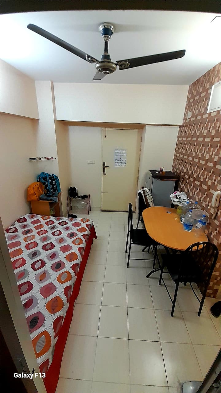 Cozy Budget Flat In Badda, Dhaka (Suvastu Tower 2) - Dhaka