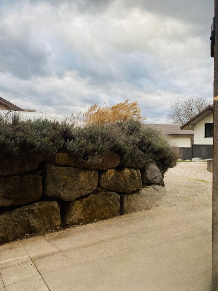 Studio Bis à Louer à La Campagne - Yvoire