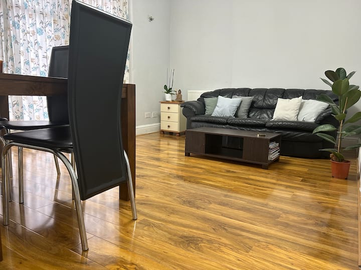 A Newly Renovated Full Flat With Wifi & Amenities - Kingston upon Hull
